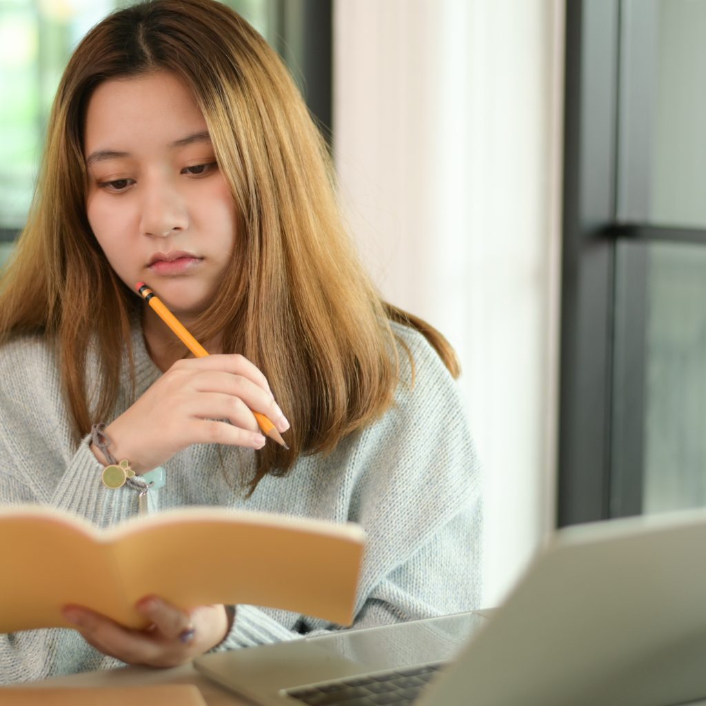 How JC Economics Tuition Helps Students Keep Up With a Fast-Moving ...
